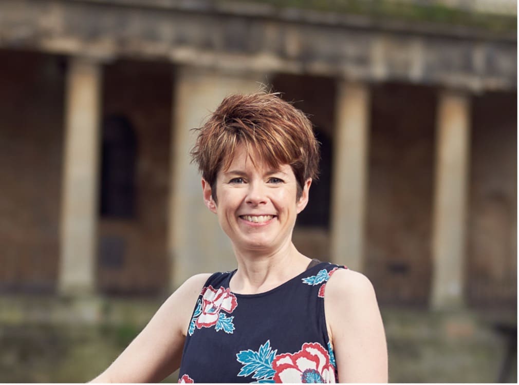 Lorraine Whitmarsh Phd M Sc Fhea Mbe Nam